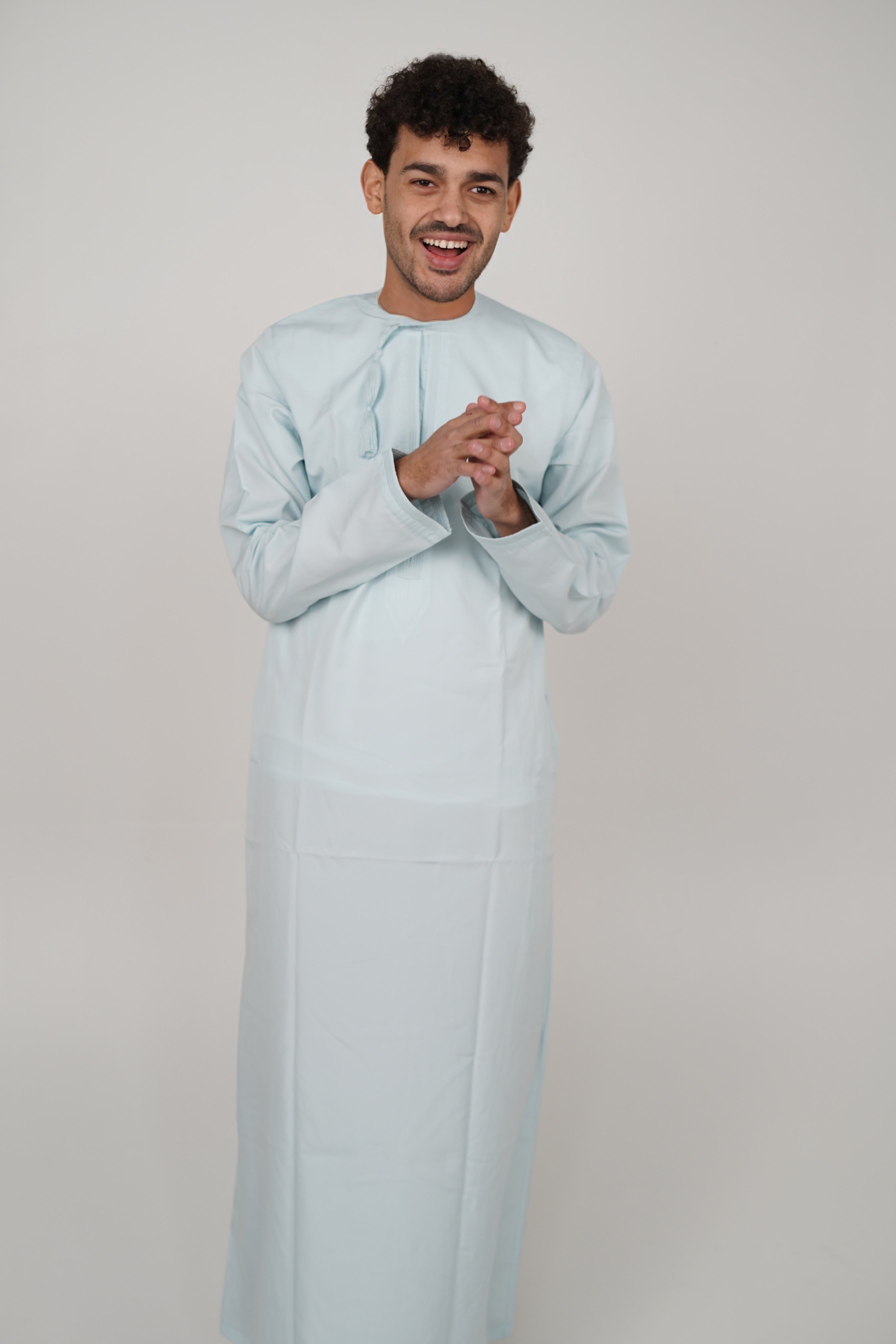 Ice Blue Omani Thobe – Dirham Collection